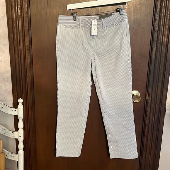 Ann Taylor | Pants & Jumpsuits | Ann Taylor Signature Cropped Pants ...
